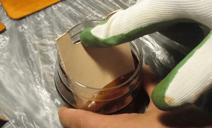 2 Ways To Dye Leather - Maze Leather