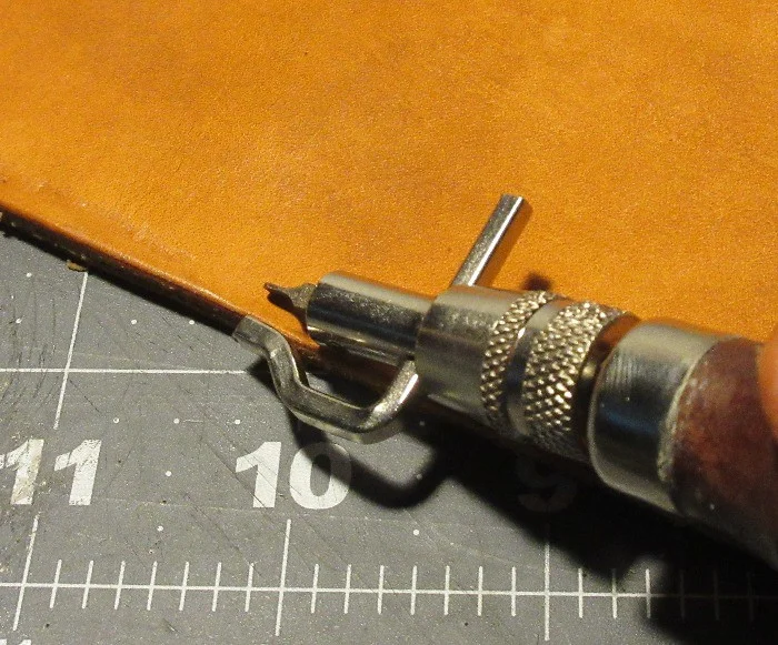 6 Steps To Hand Sew Leather - Maze Leather