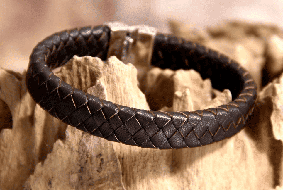 Maze Leather - Leather Crafting Templates, Tutorials And Tips